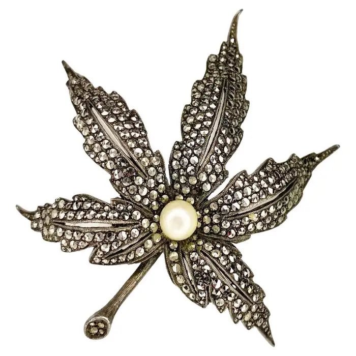 1980s Christian Dior Crystal Leaf Design Brooch with Pearl